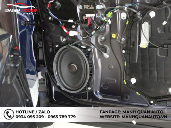 Sửa Loa Cho Lexus IS Giá Rẻ, Uy Tín Tại TPHCM